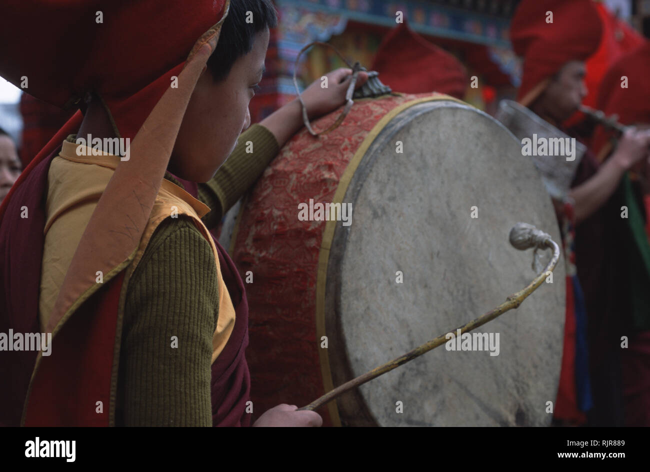 Sikkim traditional music hi-res stock photography and images - Alamy
