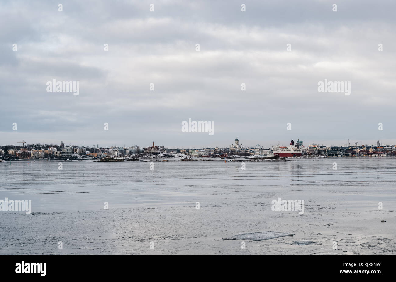 Helsinki view winter hi-res stock photography and images - Alamy