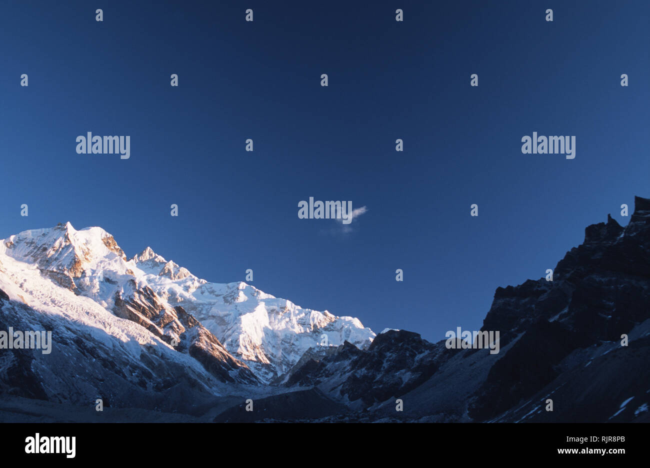 Caption: Kanchendzonga, Sikkim, India - Mar 2003. Mount Kanchendzonga ...