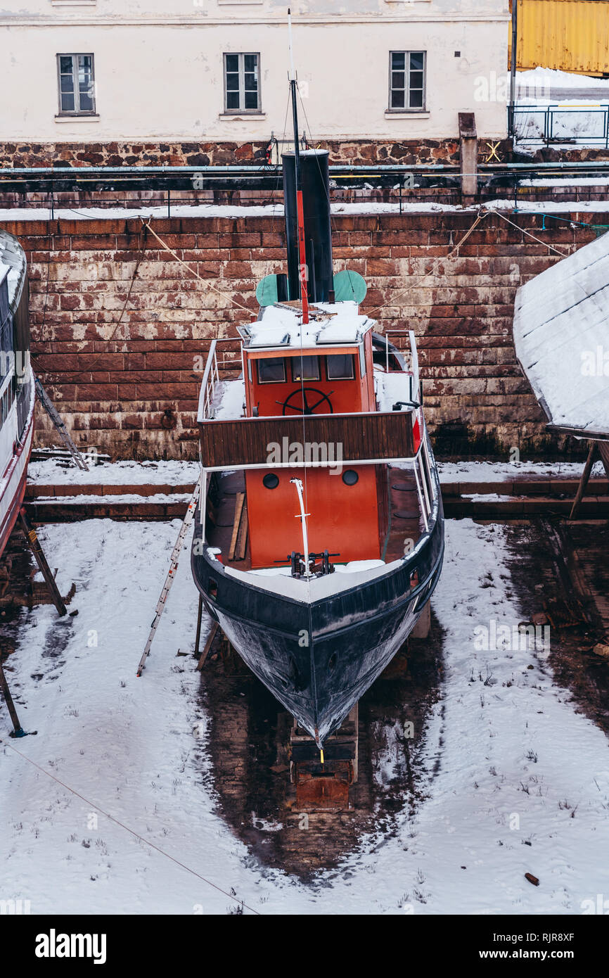 Land ship hi-res stock photography and images - Alamy