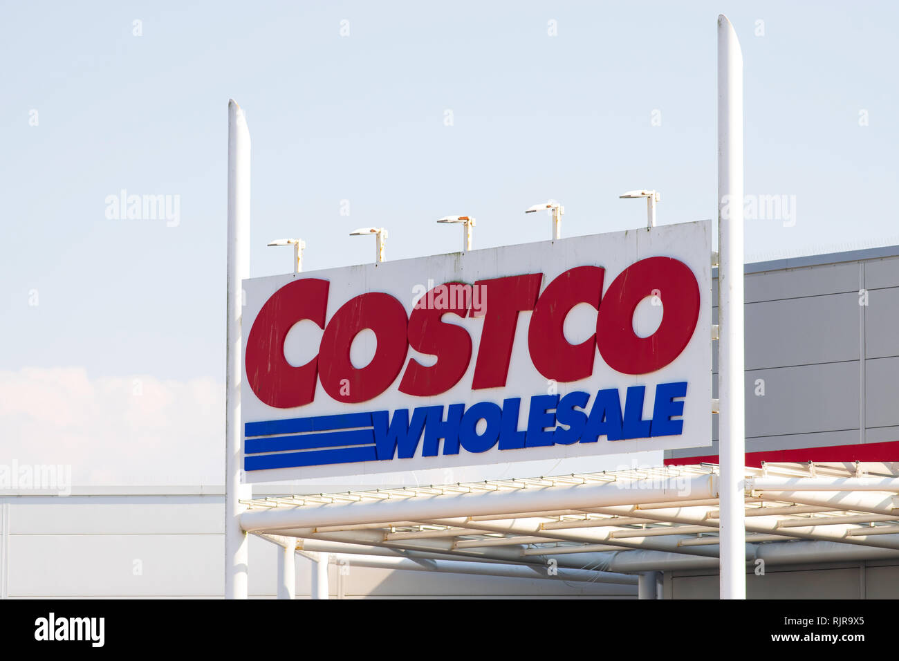 A Costco Whoelsale store in Cardiff, Wales, UK Stock Photo - Alamy