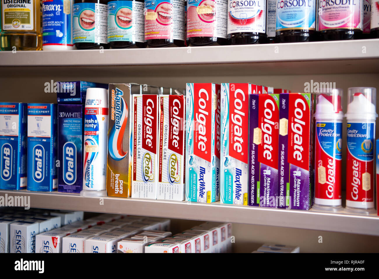 Colgate dental hygiene hi-res stock photography and images - Alamy