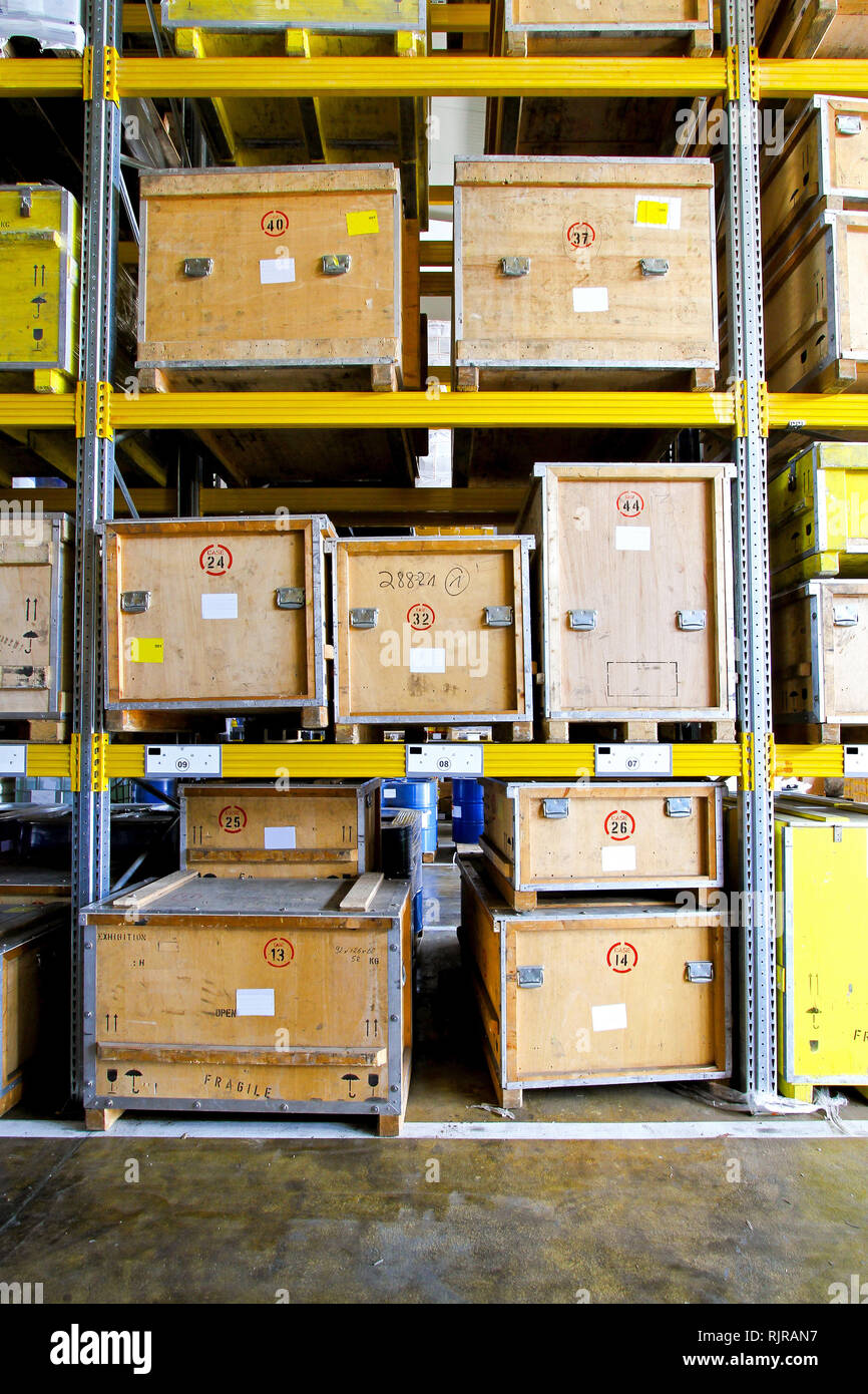 Wooden crates at shelf in museum warehouse Stock Photo - Alamy