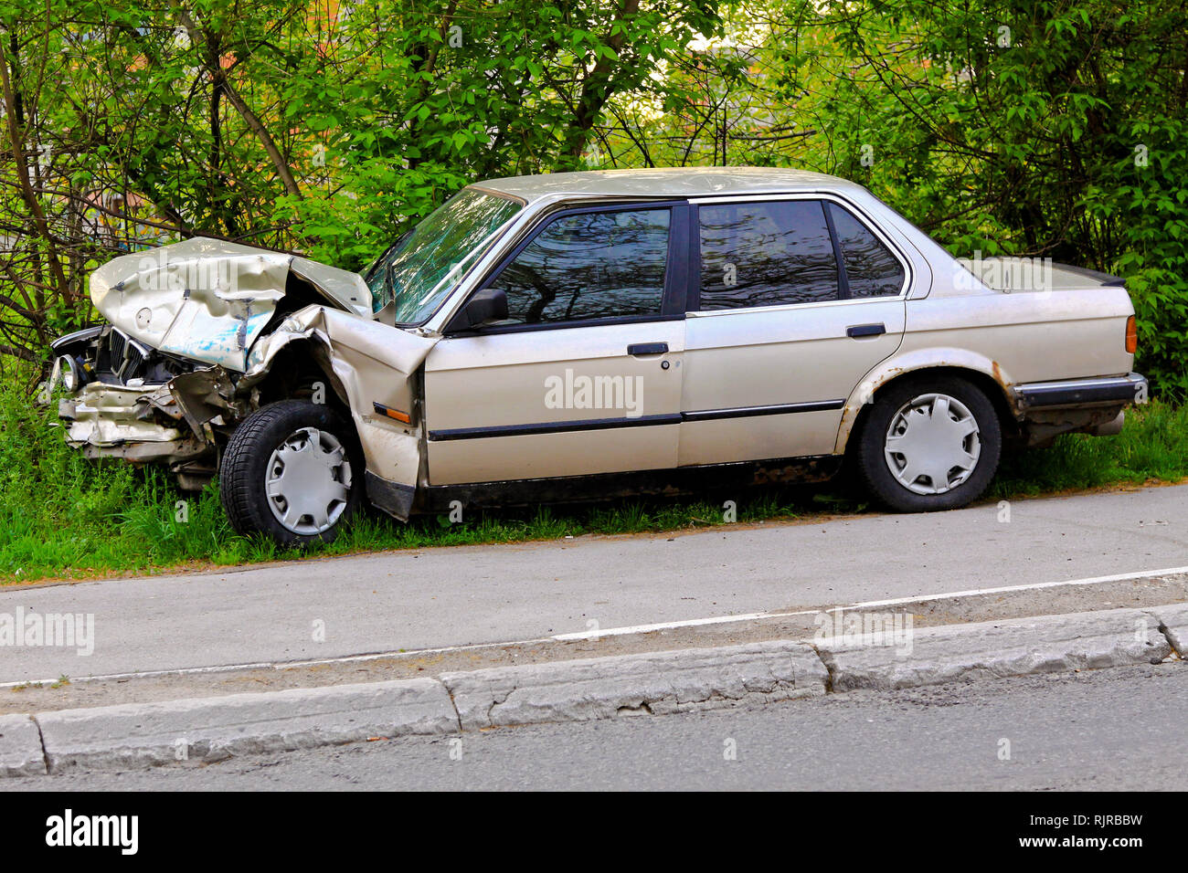 High speed accident hi-res stock photography and images - Alamy
