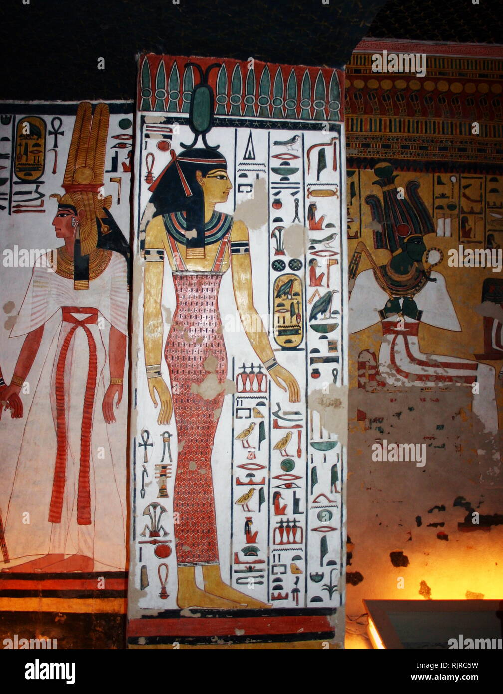 Tomb of nefertari painting hi-res stock photography and images - Alamy