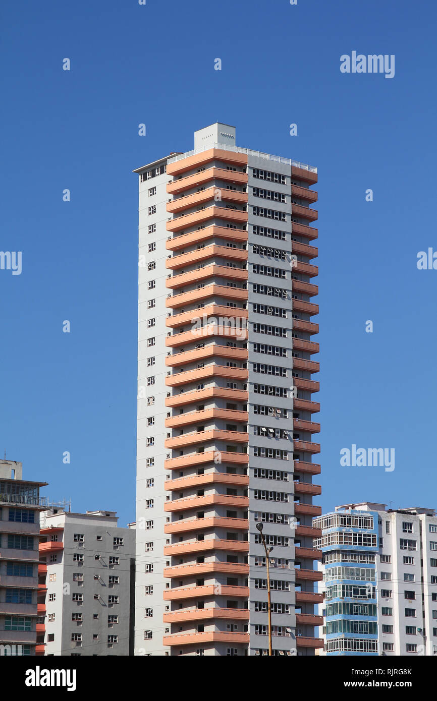 HAVANA - FEBRUARY 24: Edificio Someillan bulding on February 24, 2011 ...