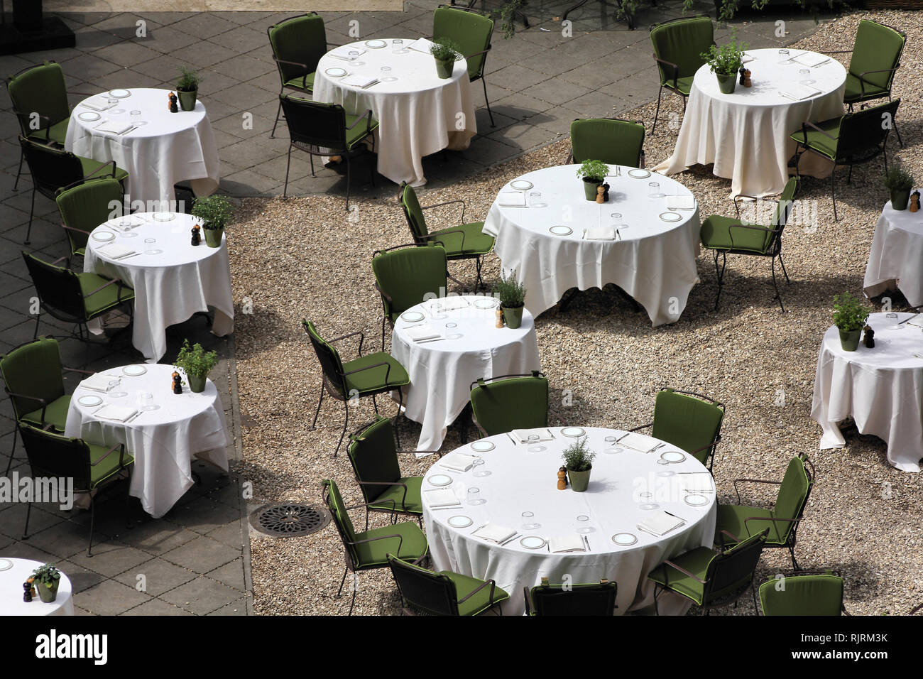 Rome, Italy - view of an outdoor restaurant. Tables and chairs Stock ...