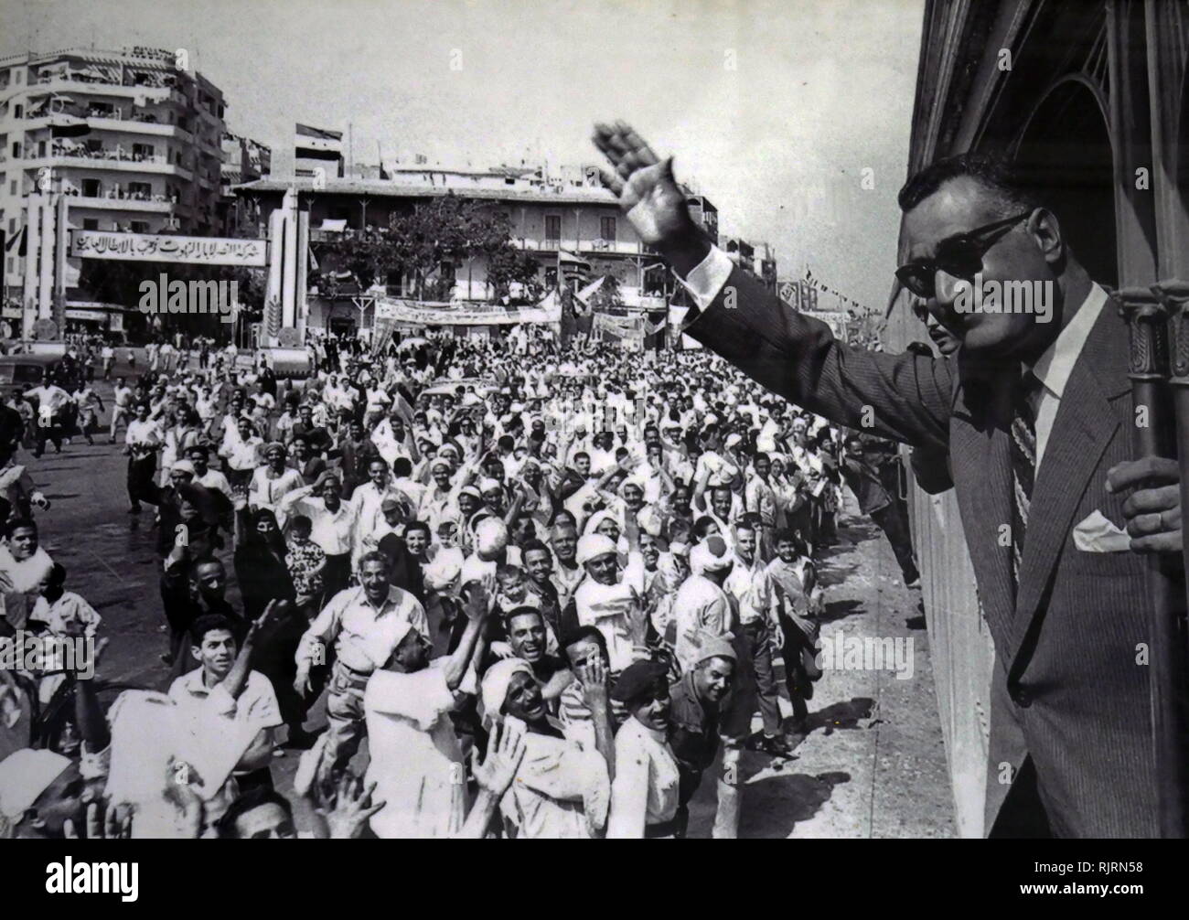 Gamal abdel nasser crowd hi-res stock photography and images - Alamy
