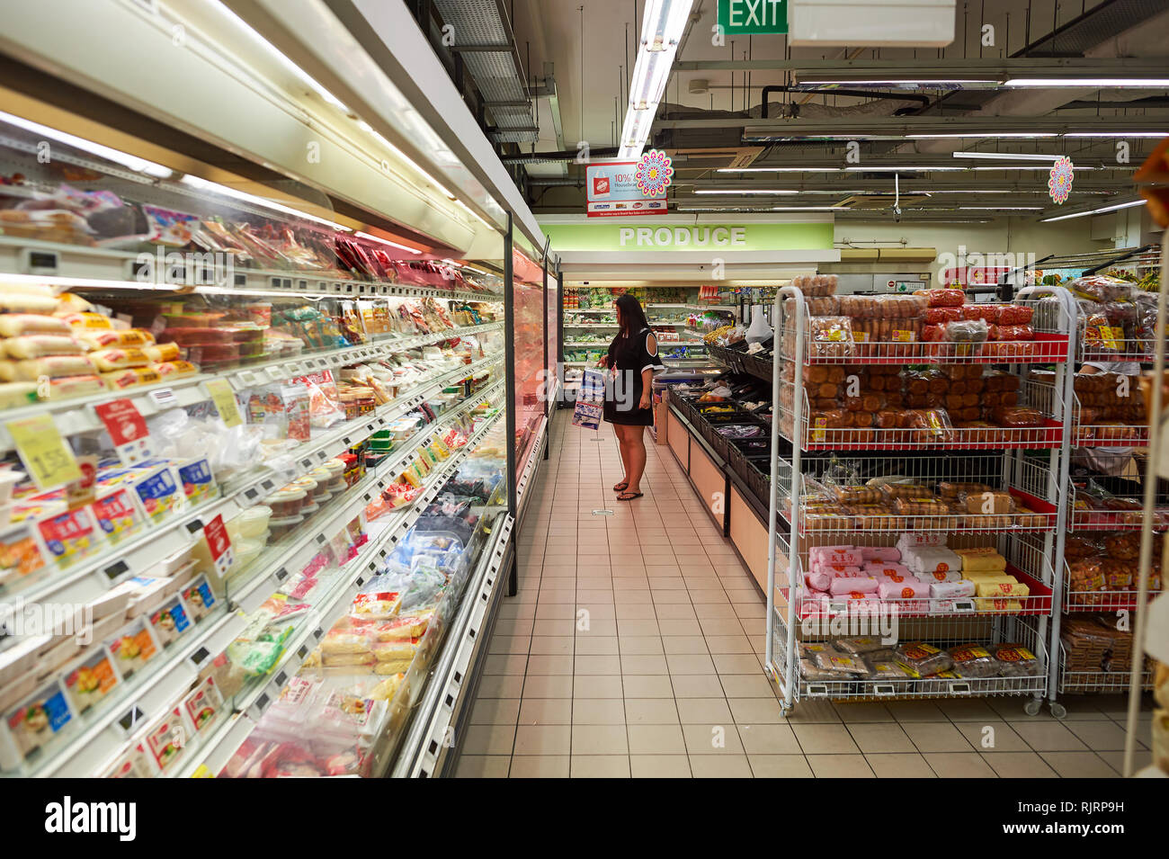 SINGAPORE - NOVEMBER 07, 2015: interior of grocery store in Singapore ...