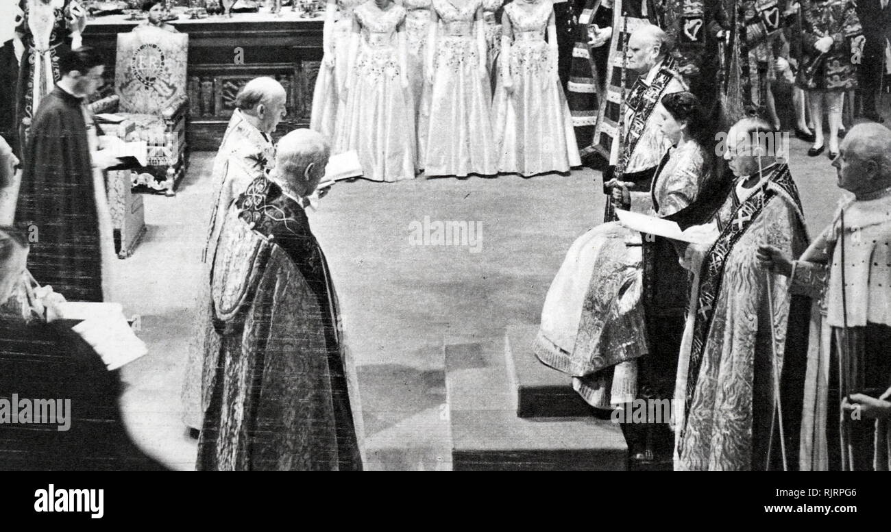 Elizabeth coronation westminster abbey hi-res stock photography and ...