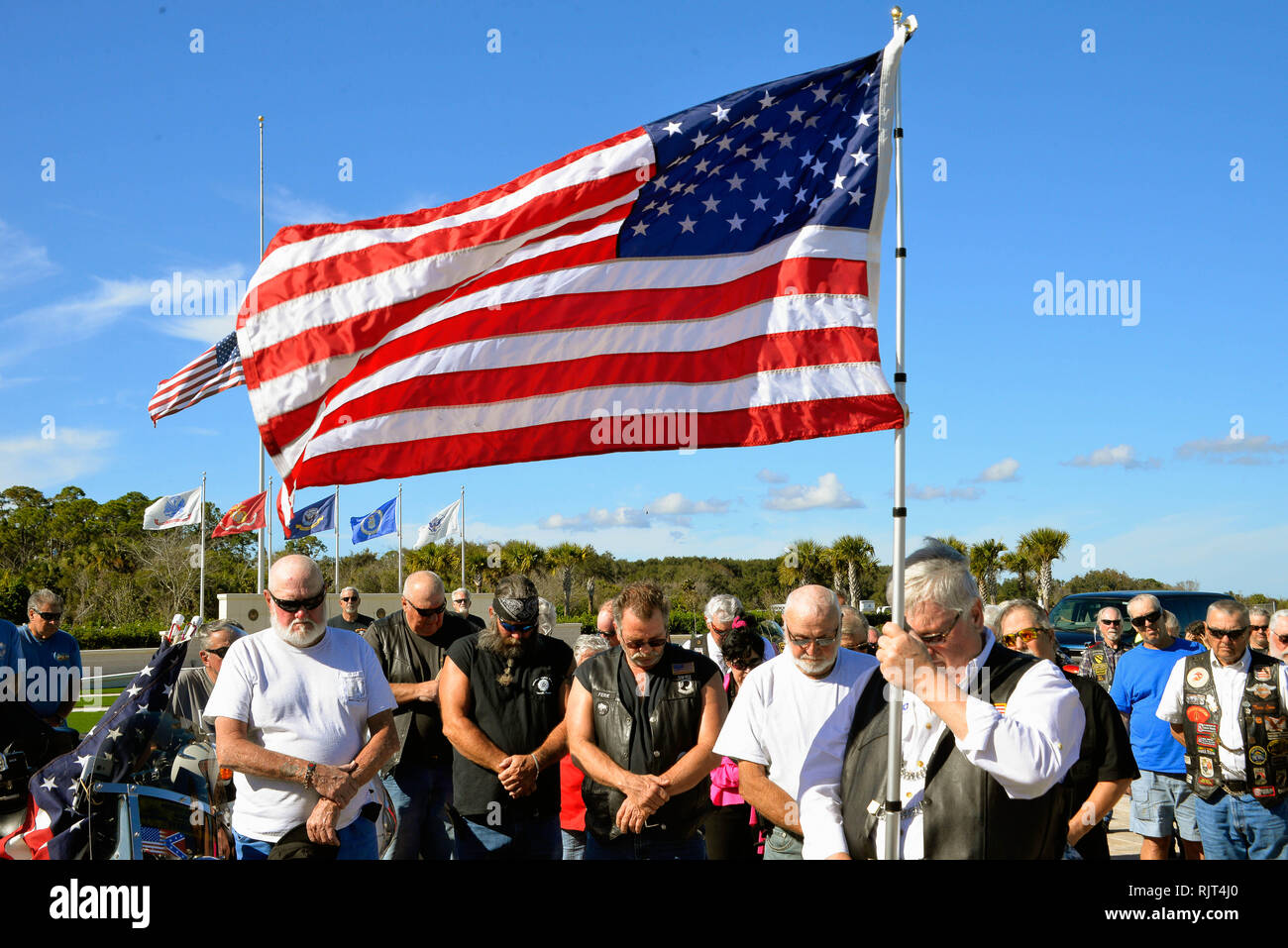 Cape canaveral national cemetery hi-res stock photography and images ...