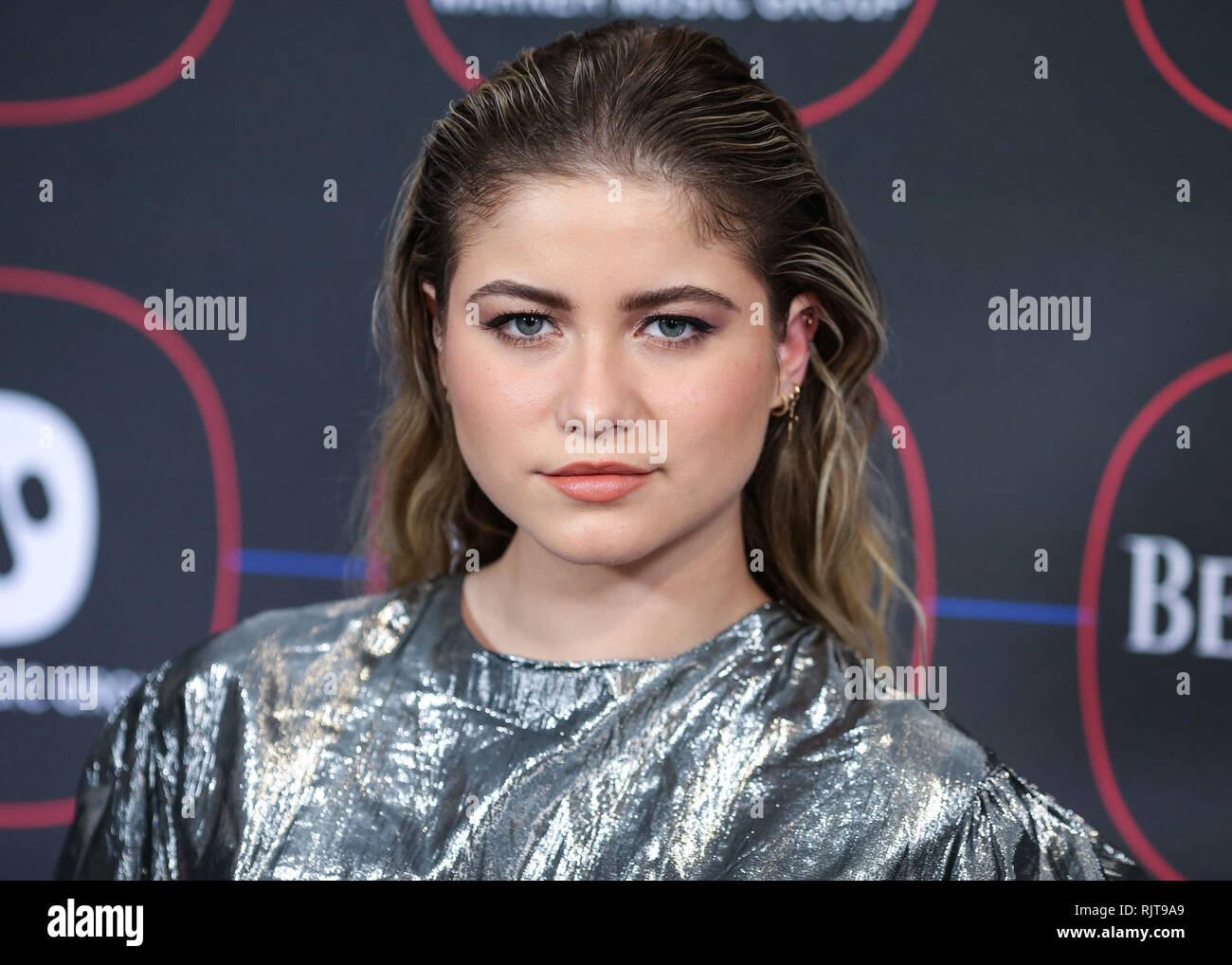 LOS ANGELES, CA, USA - FEBRUARY 07: Singer Sofia Reyes arrives at the ...