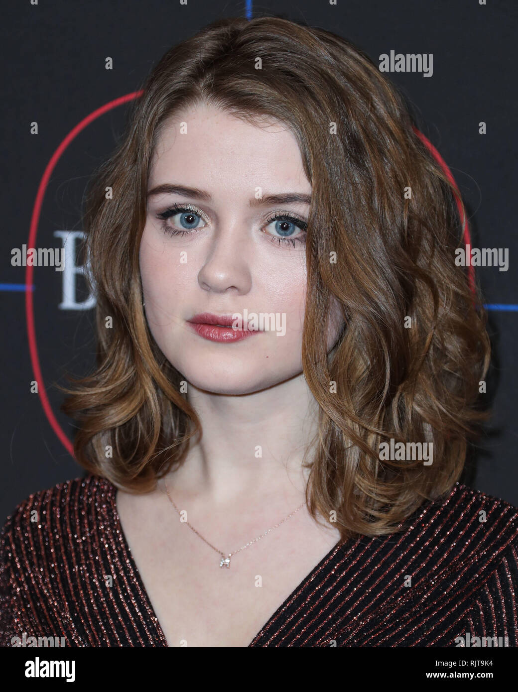 LOS ANGELES, CA, USA - FEBRUARY 07: Singer Maisie Peters arrives at the ...