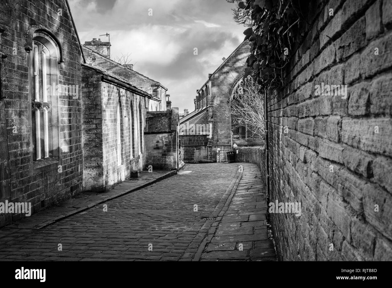 Keighley church hi-res stock photography and images - Alamy