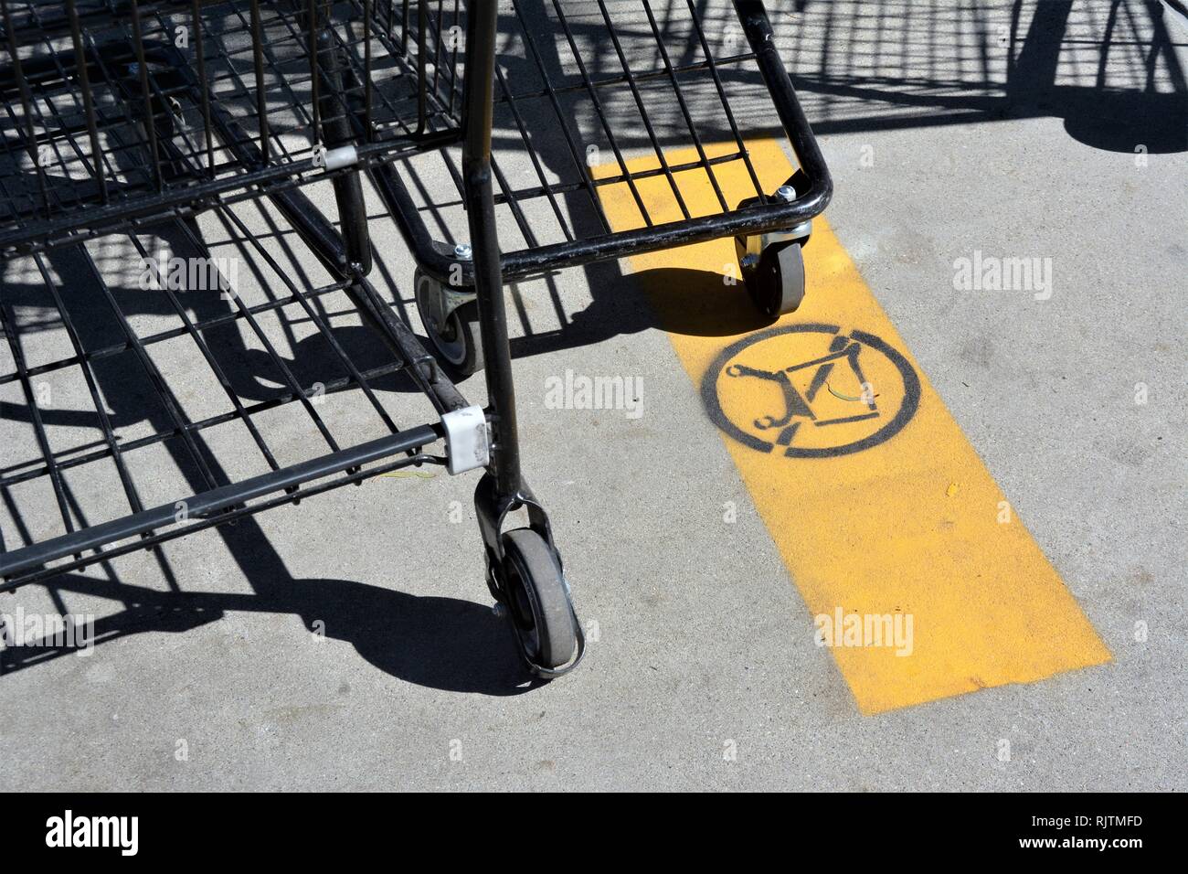 Warning to market illustration hi-res stock photography and images - Alamy