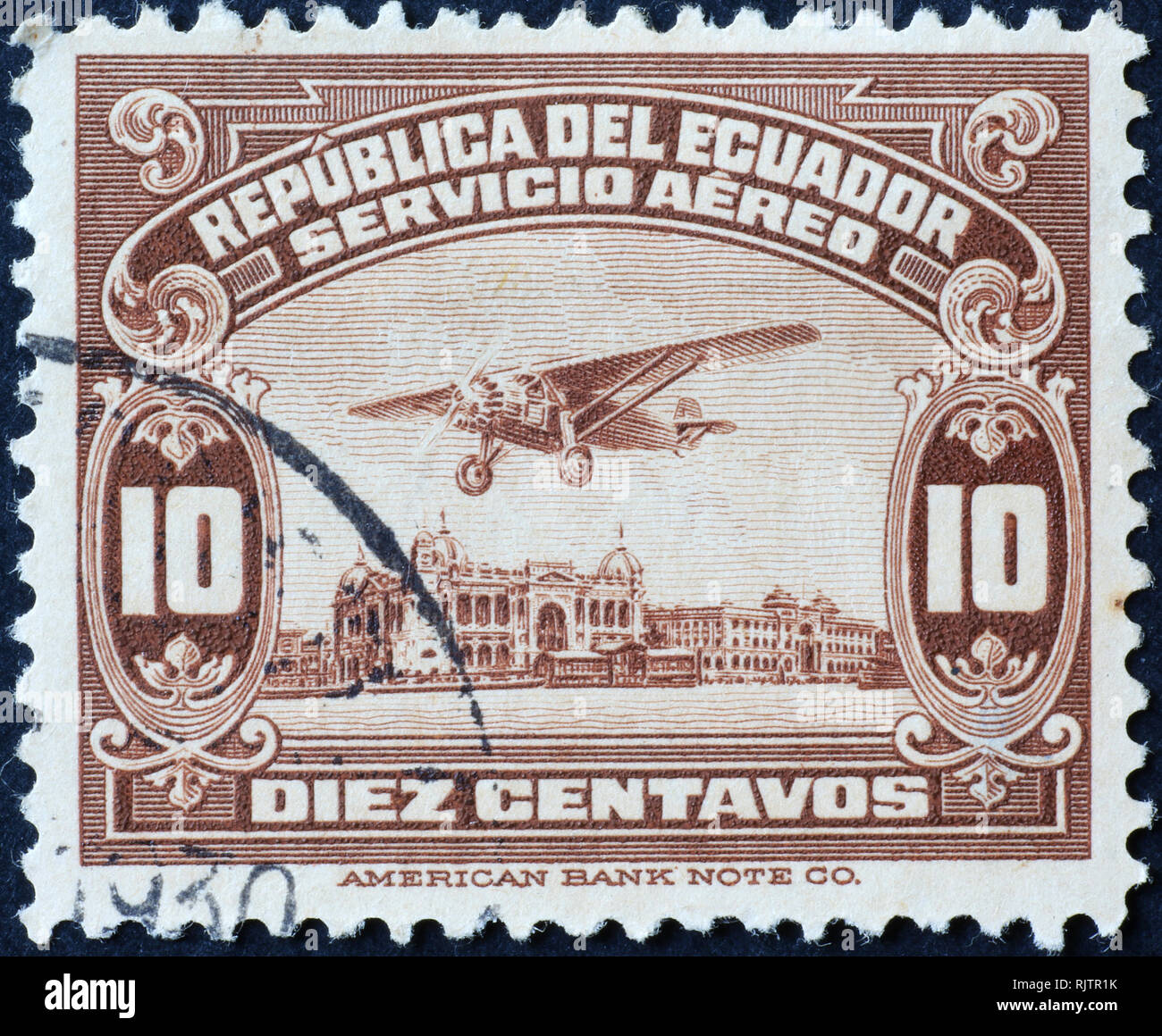 Ancient air mail postage stamp of Ecuador Stock Photo - Alamy