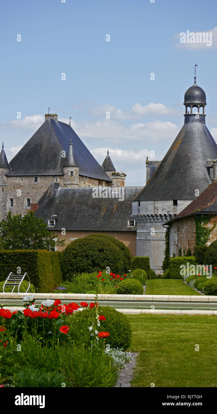 Chateau de Touffou. Bonnes, France Stock Photo - Alamy