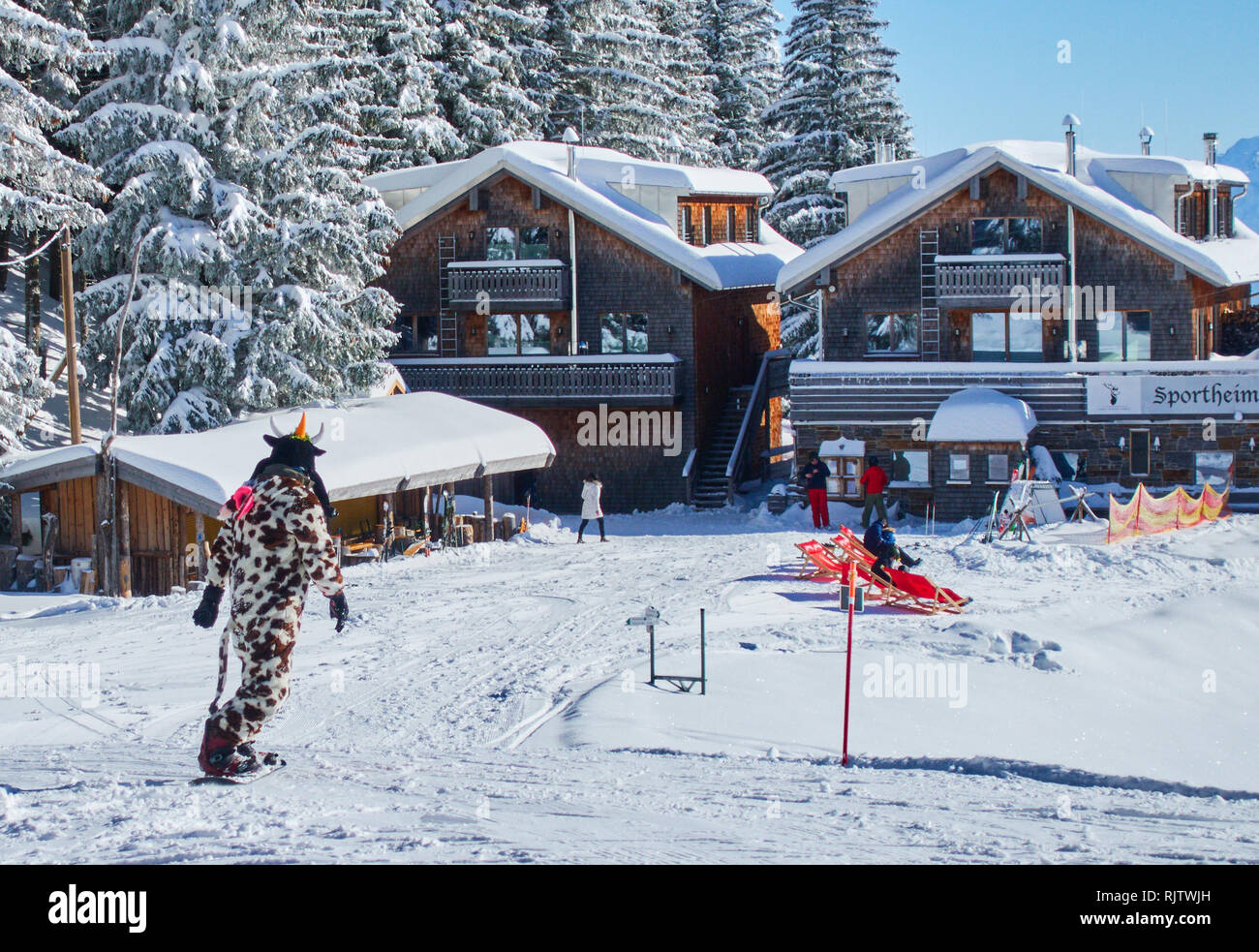 Alpspitzbahn cable car hi-res stock photography and images - Alamy