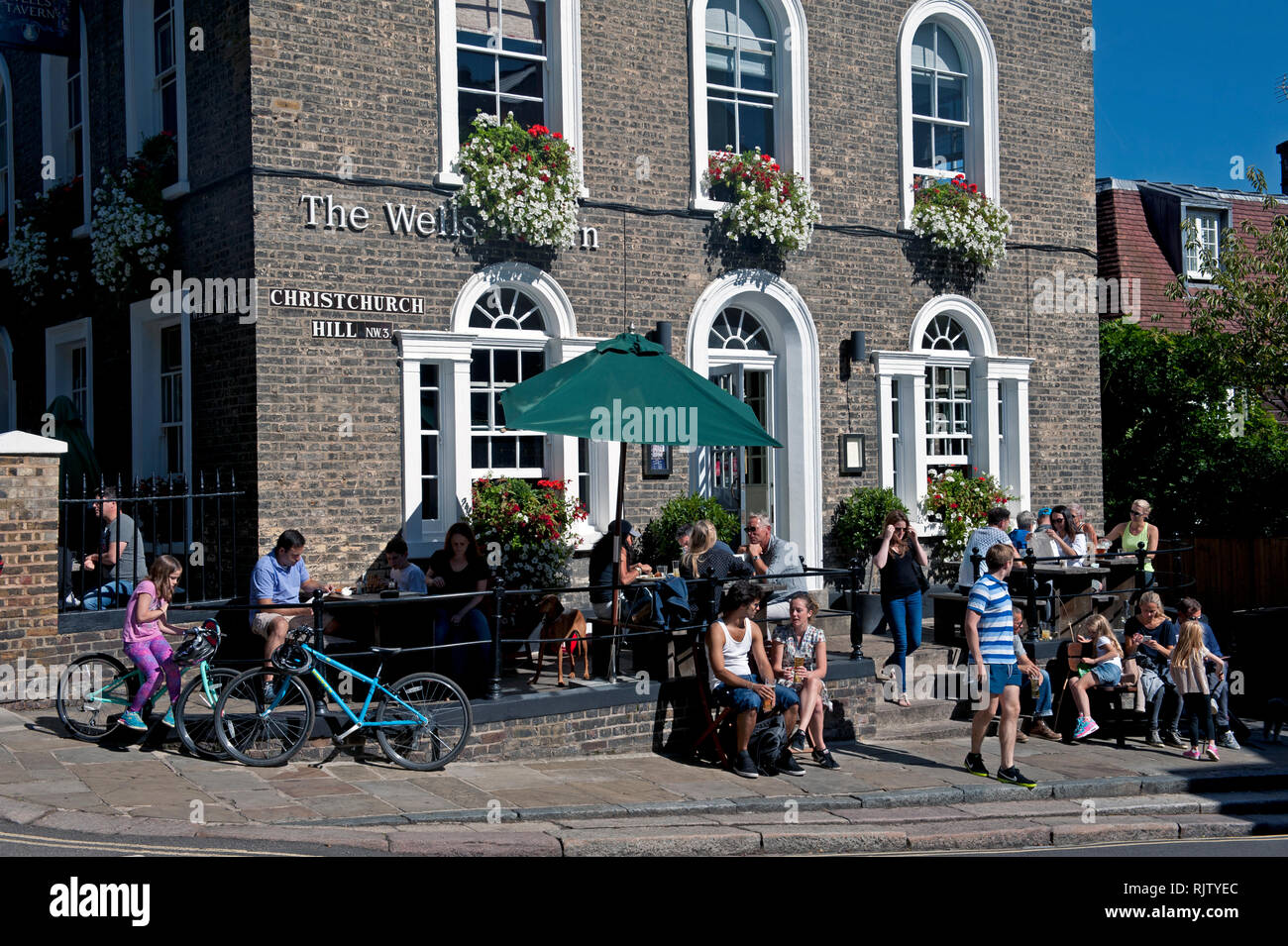 Exterior view of The Wells Tavern pub, Hampstead, London, United ...