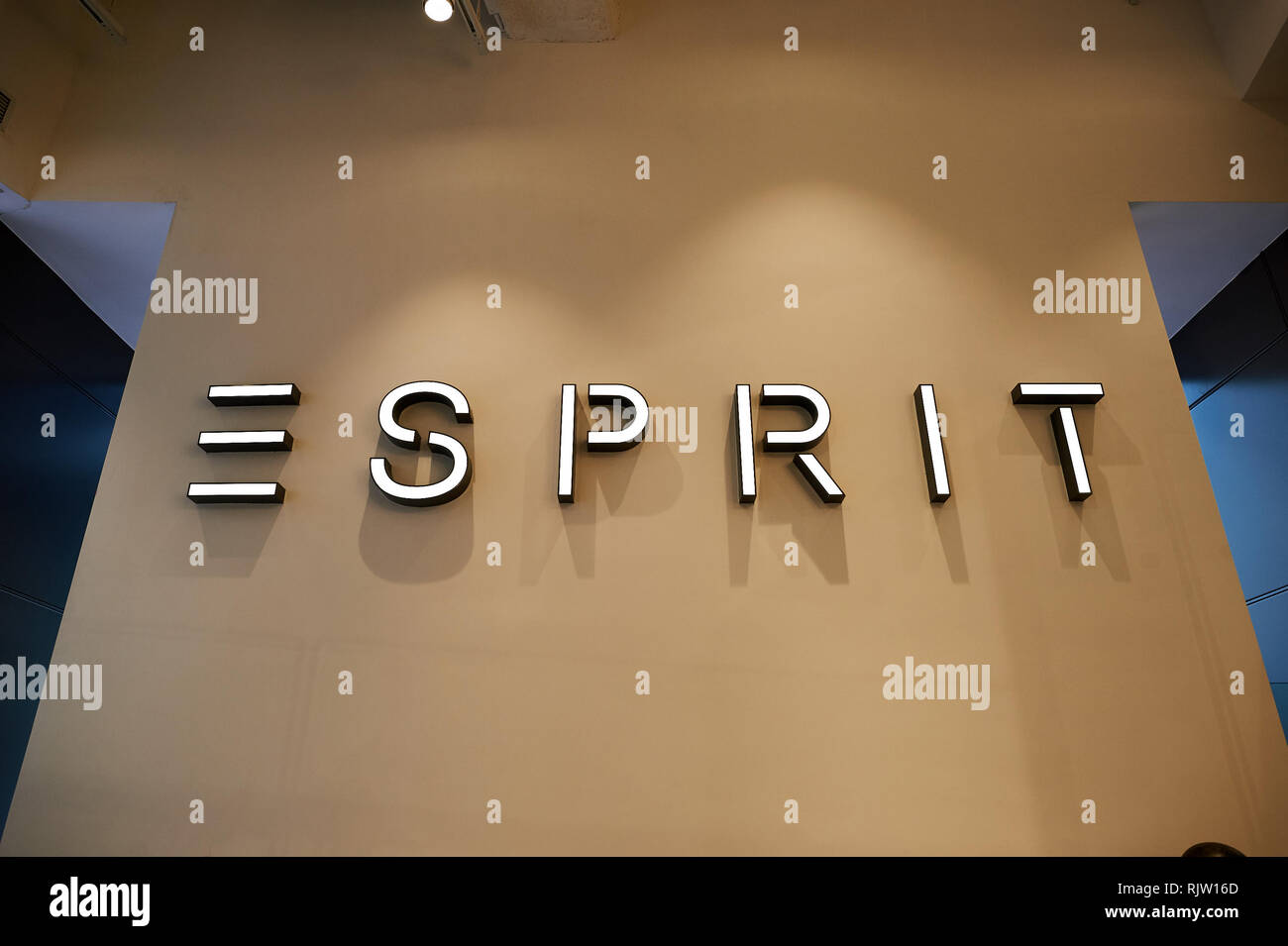 Clothing esprit logo hi-res stock photography and images - Alamy