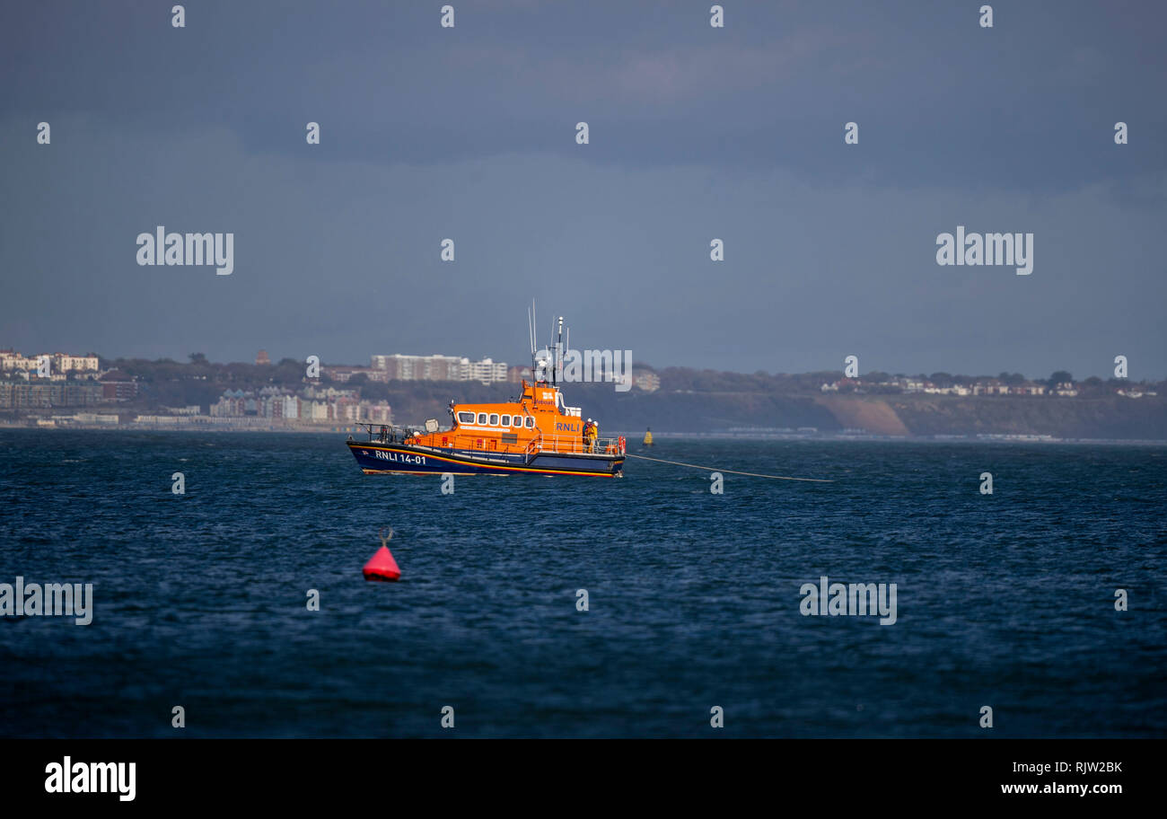 A trent class rnli lifeboat sails hi-res stock photography and images ...