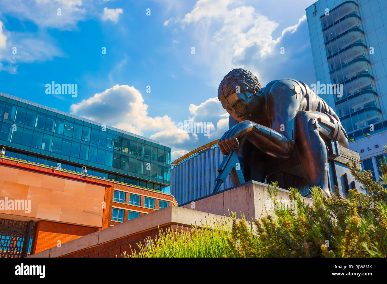 Newton by william blake sculpture hi-res stock photography and images ...