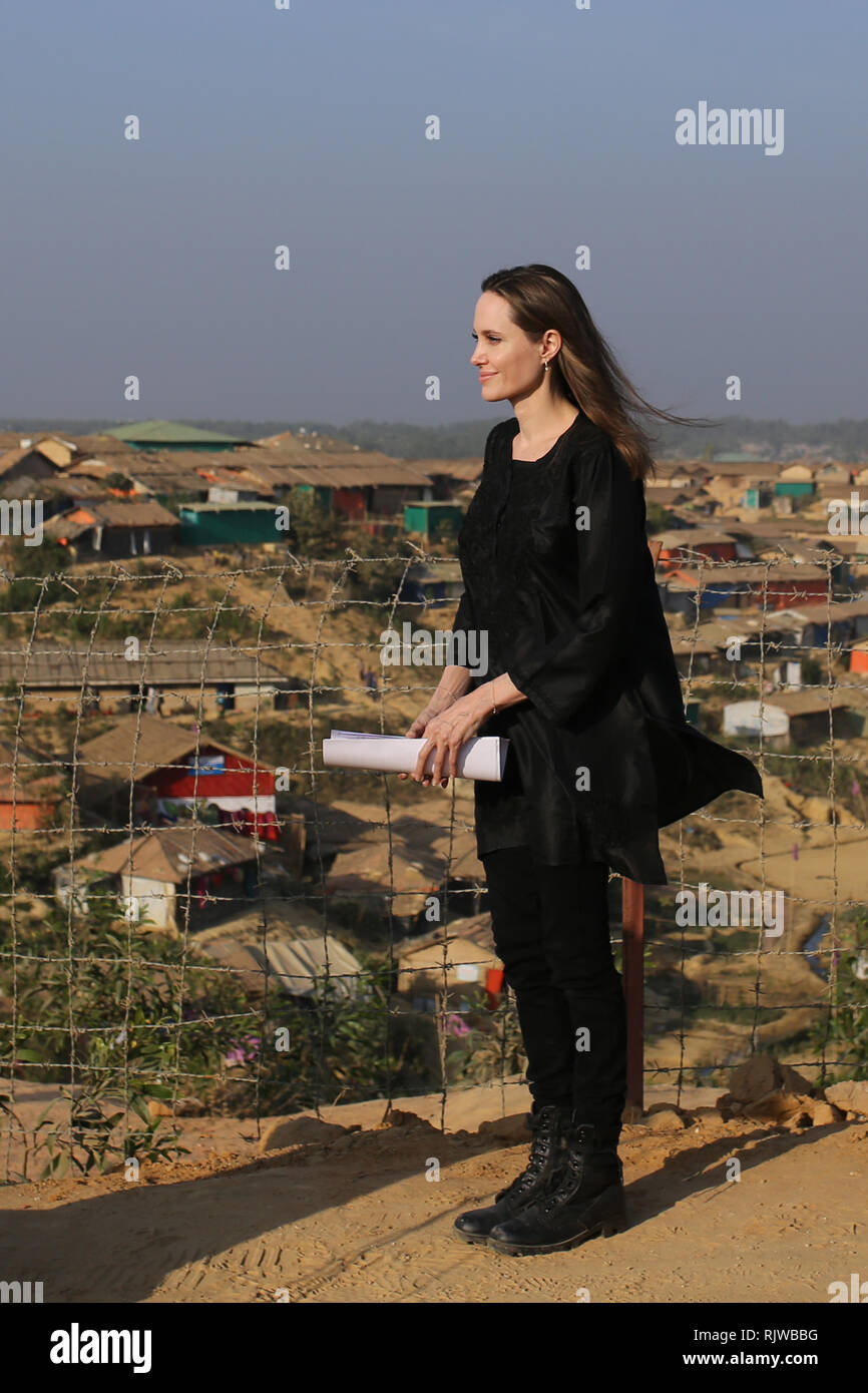Cox’s Bazar, Bangladesh: Hollywood actress and humanitarian Angelina ...