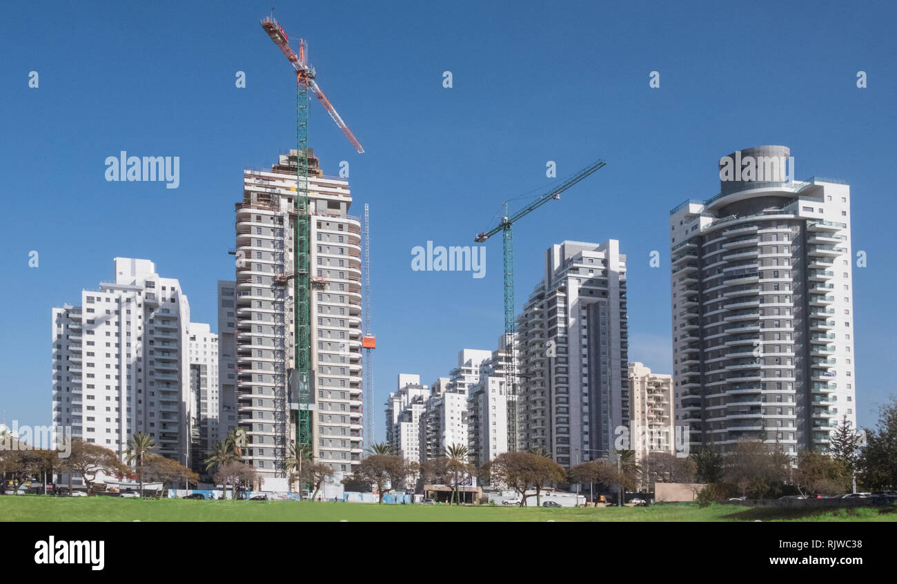 Building yard of Housing construction of houses in a new area of the ...