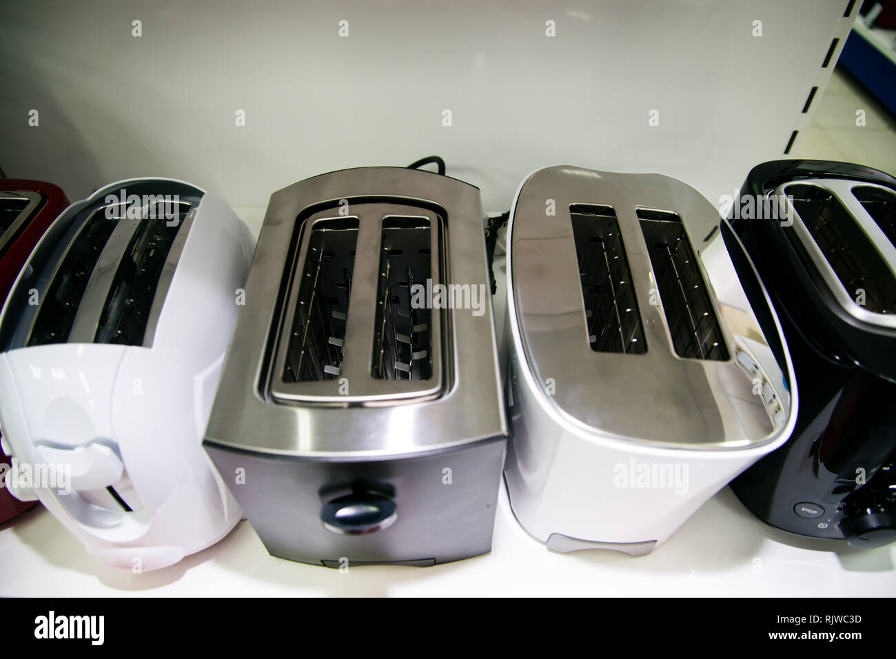 Kitchen functionality hi-res stock photography and images - Alamy