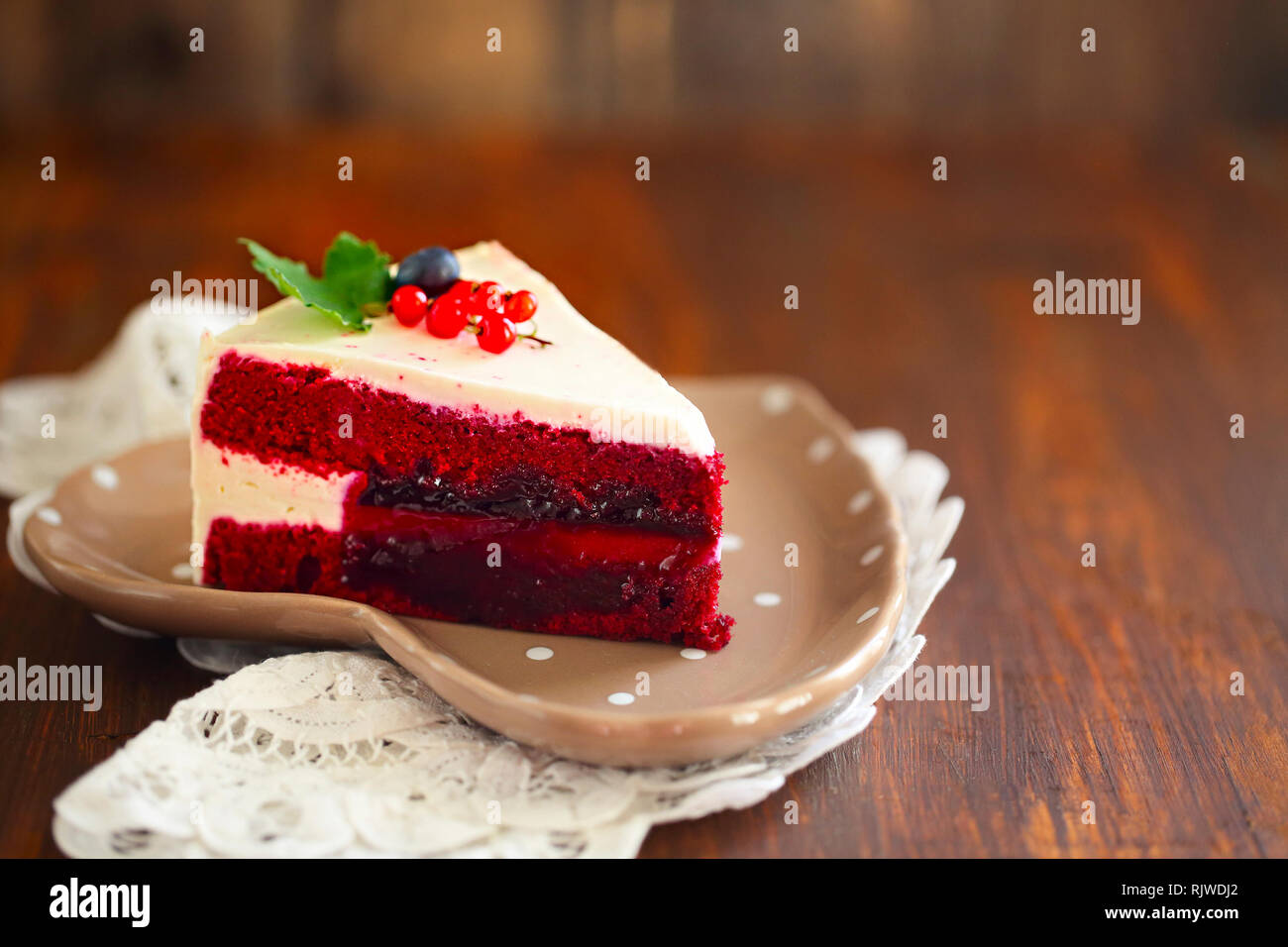 Red velvet cake with cream cheese frosting hi-res stock photography and ...