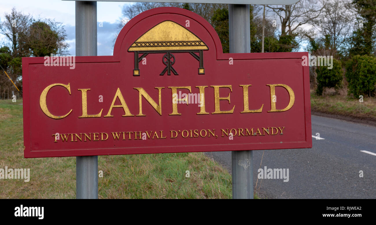 Clanfield hi-res stock photography and images - Alamy