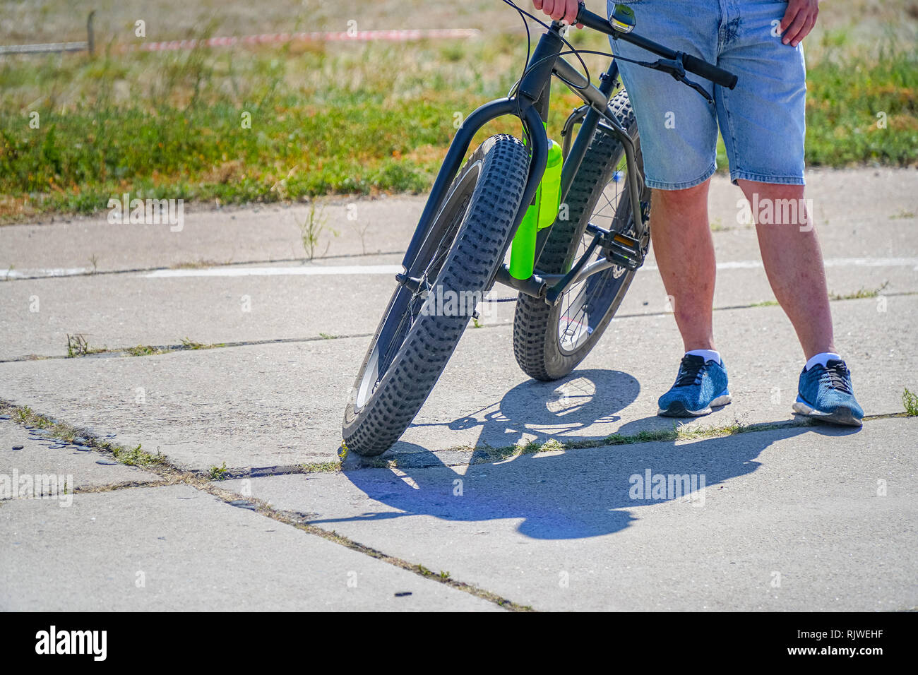 Guy goes on bicycle hi-res stock photography and images - Alamy