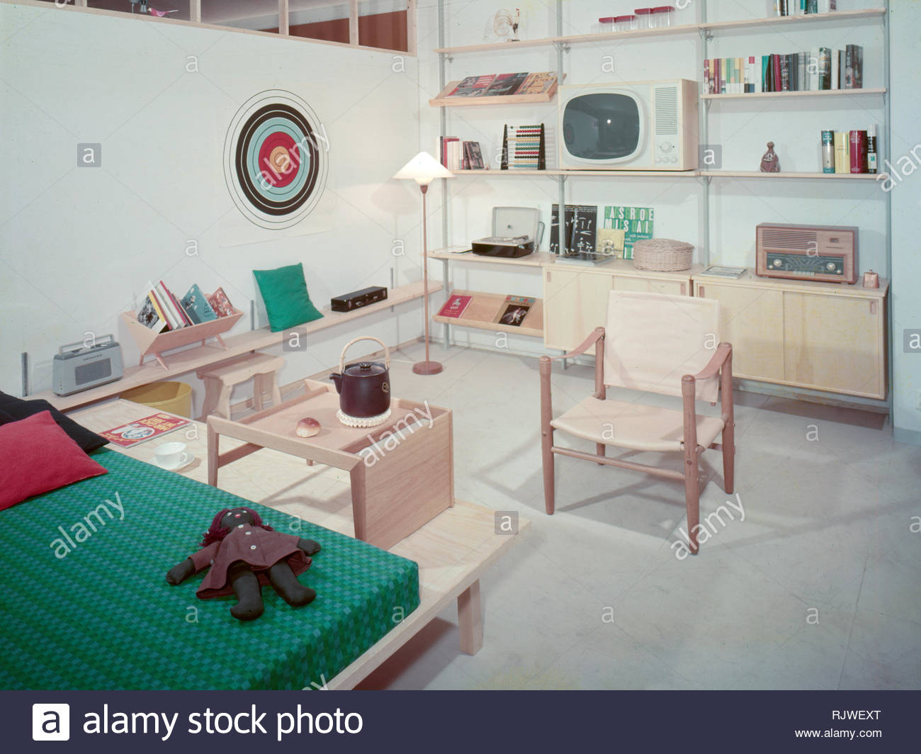 1960s Tv Set Stock Photos & 1960s Tv Set Stock Images - Alamy