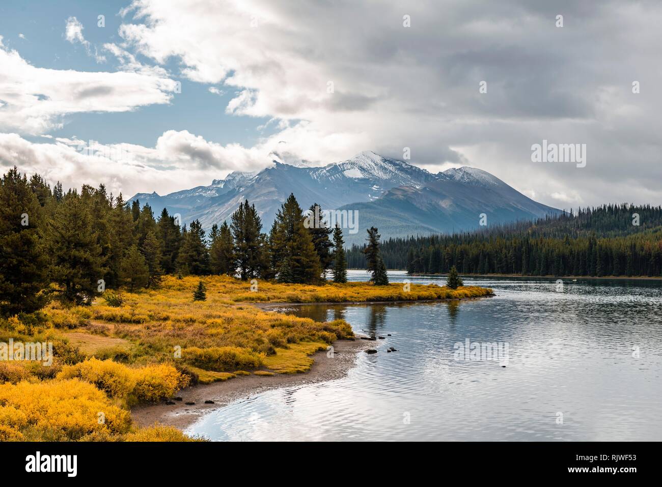 Queen elizabeth mountain ranges hi-res stock photography and images - Alamy