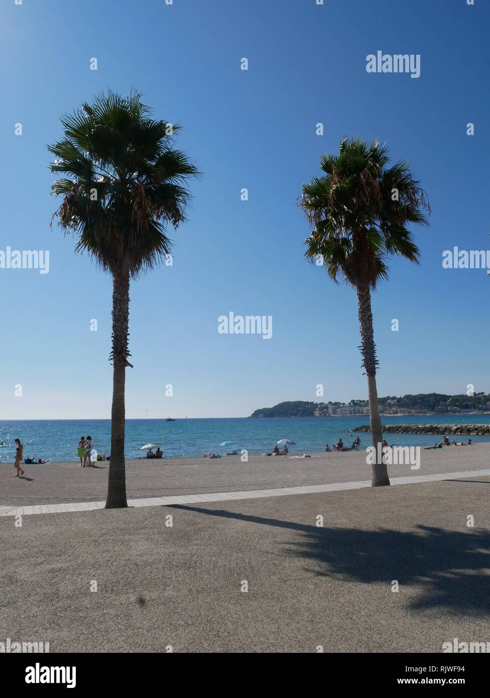 Toulon beach hi-res stock photography and images - Alamy