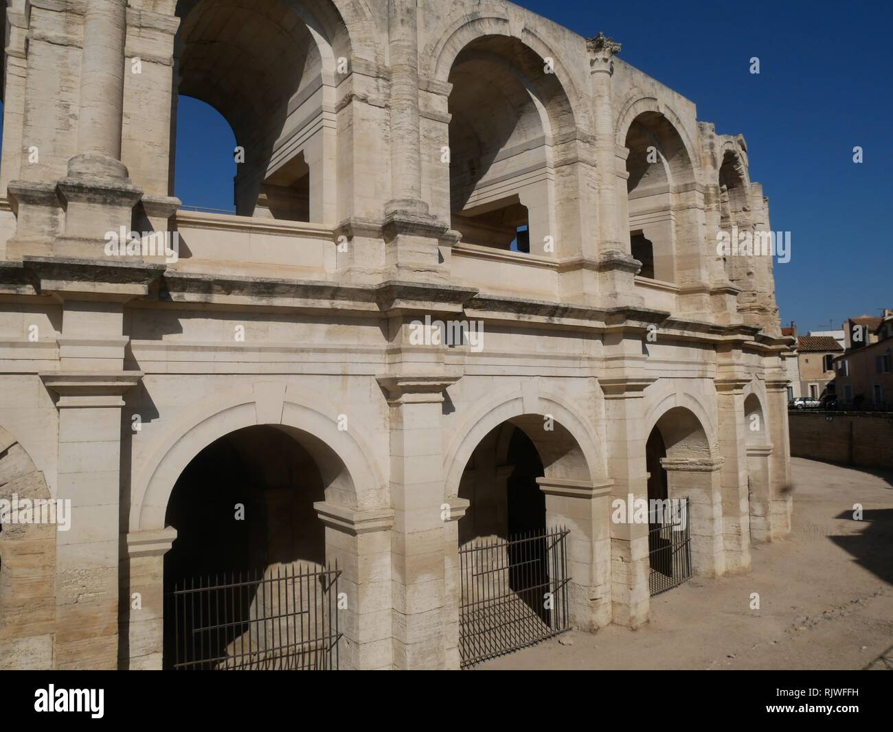 Roman amphitheatre arles blue sky hi-res stock photography and images ...