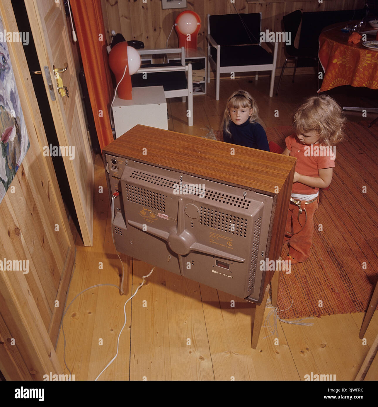 1960s tv hi-res stock photography and images - Alamy