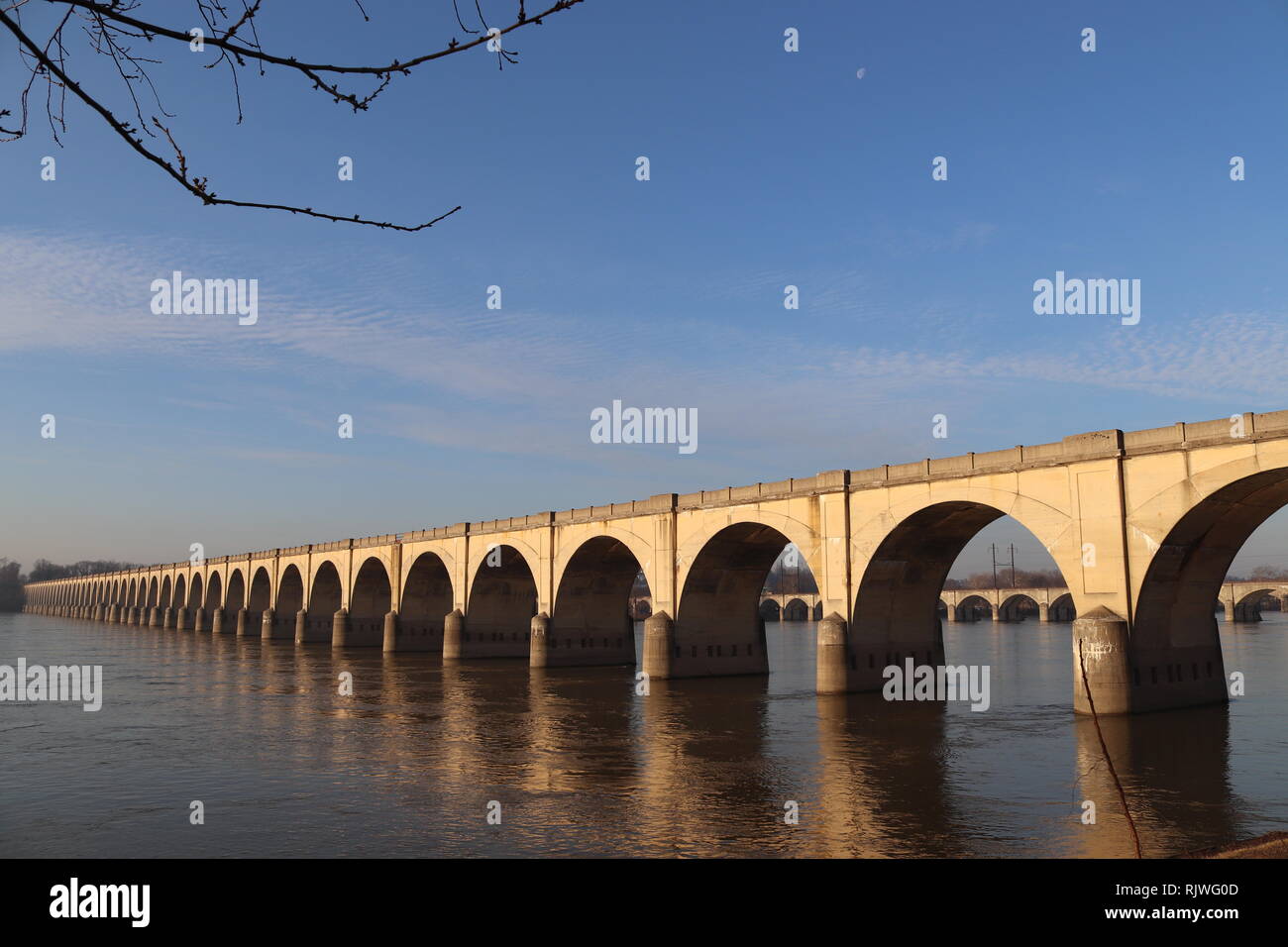 Harrisburg bridge hi-res stock photography and images - Alamy