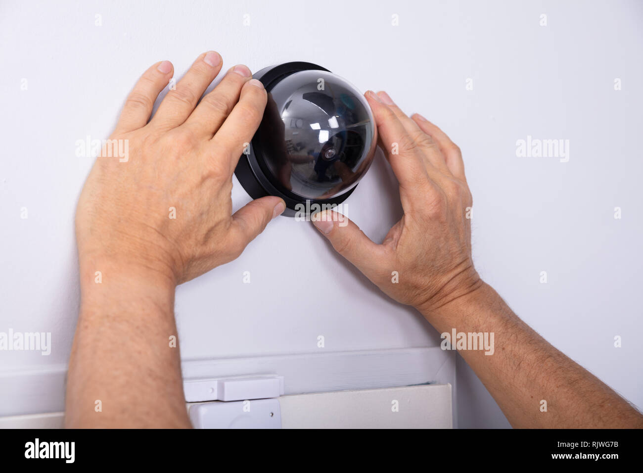 Hand surveillance hi-res stock photography and images - Alamy