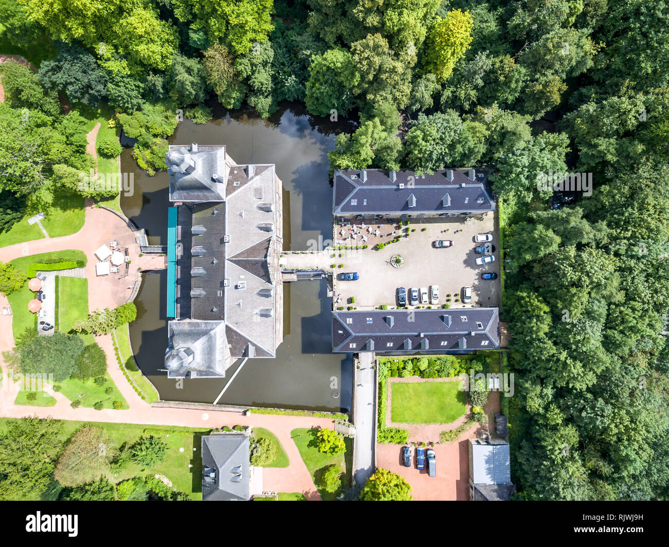 Hugenpoet castle hotel essen hi-res stock photography and images - Alamy