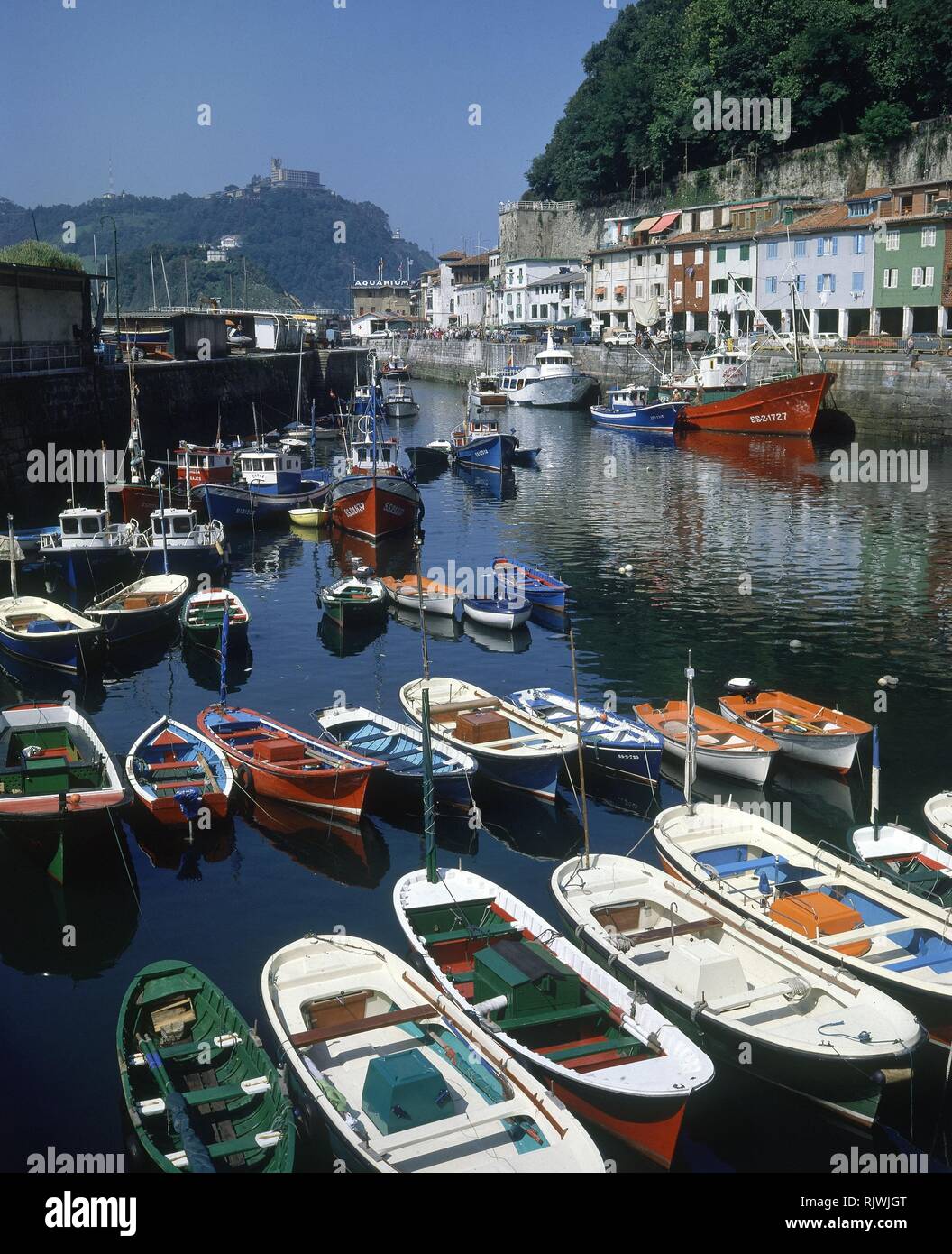 PUERTO PESQUERO. Location: PUERTO. SAN SEBASTIAN. Guipuzcoa. SPAIN ...