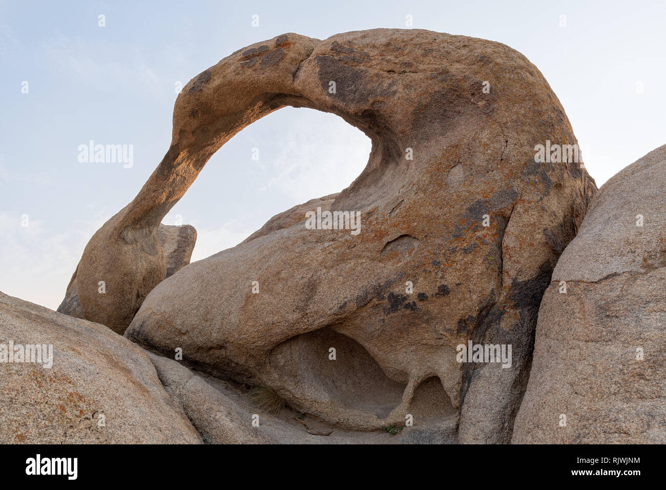Mobius arch trail hi-res stock photography and images - Alamy