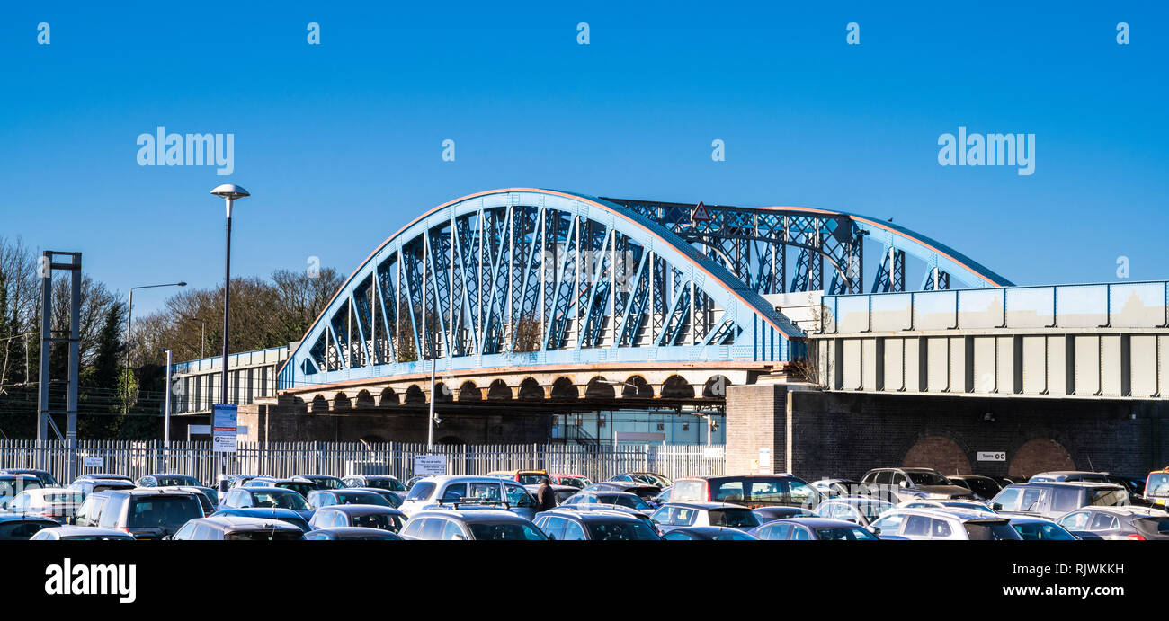 Crescent bridge hi-res stock photography and images - Alamy