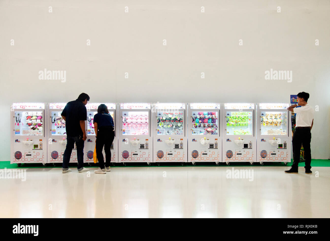 Claw machine doll hi-res stock photography and images - Alamy