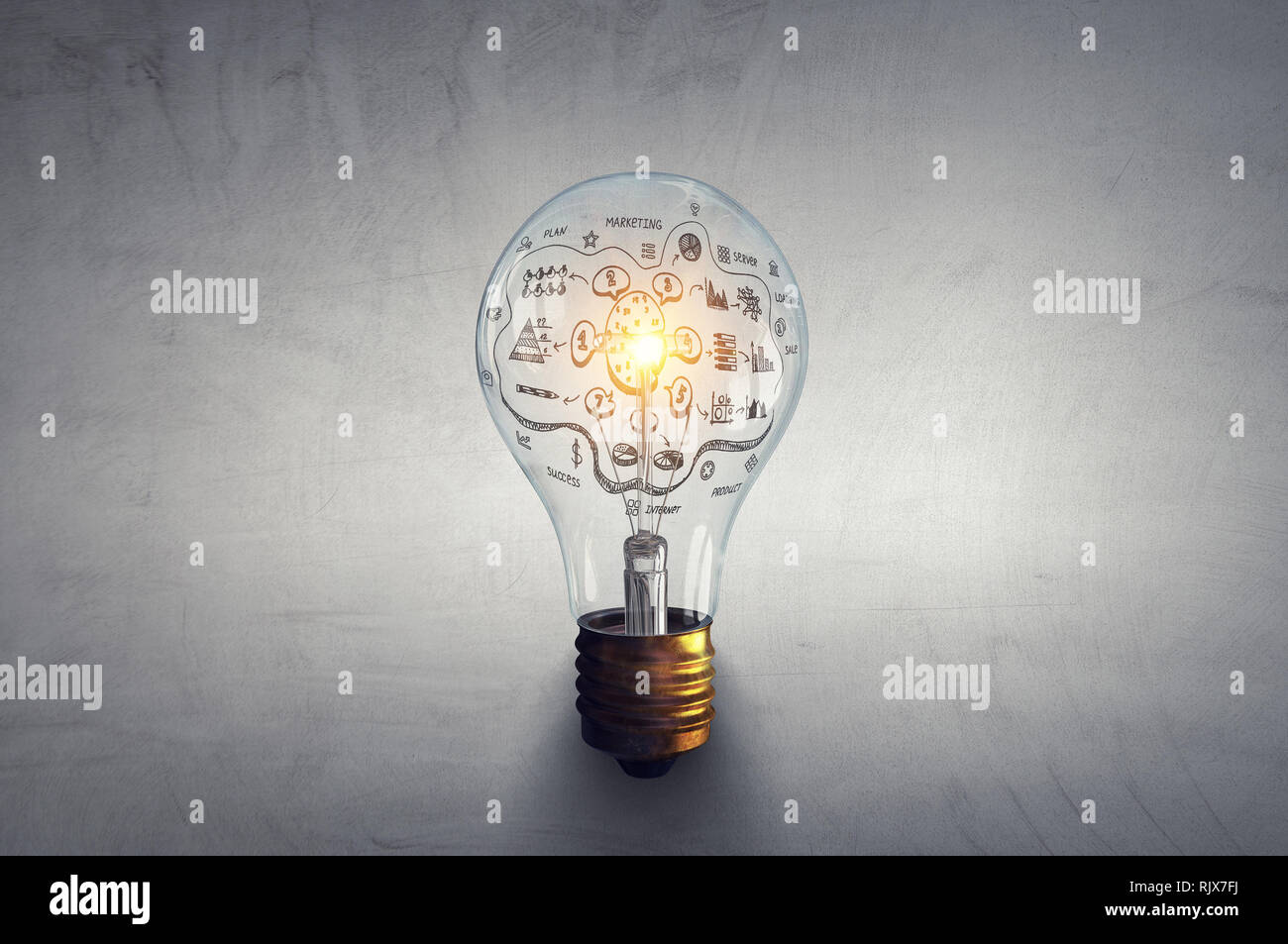 Glowing light bulb as symbol for success idea Stock Photo - Alamy
