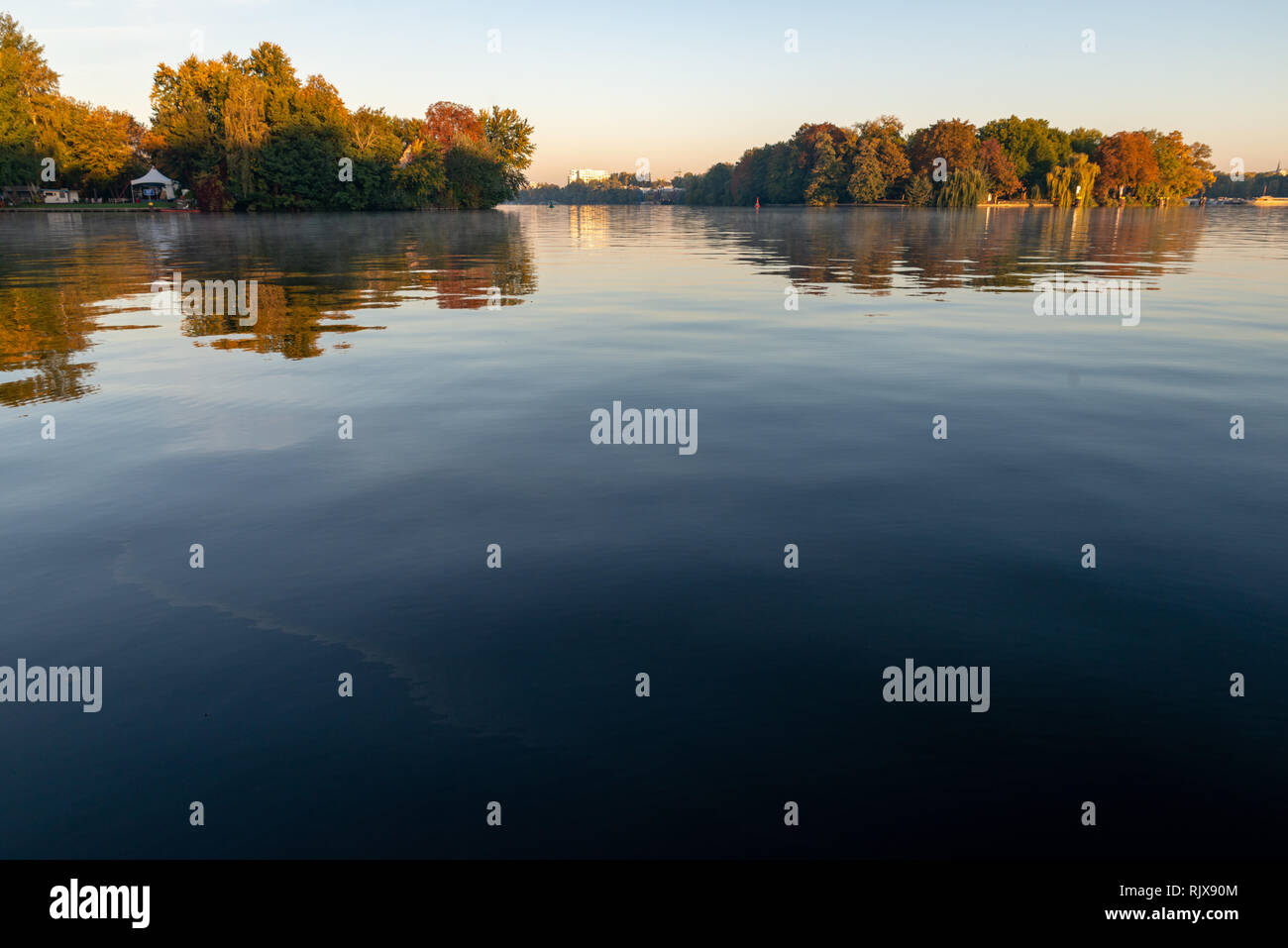Morning river sunrise hi-res stock photography and images - Alamy