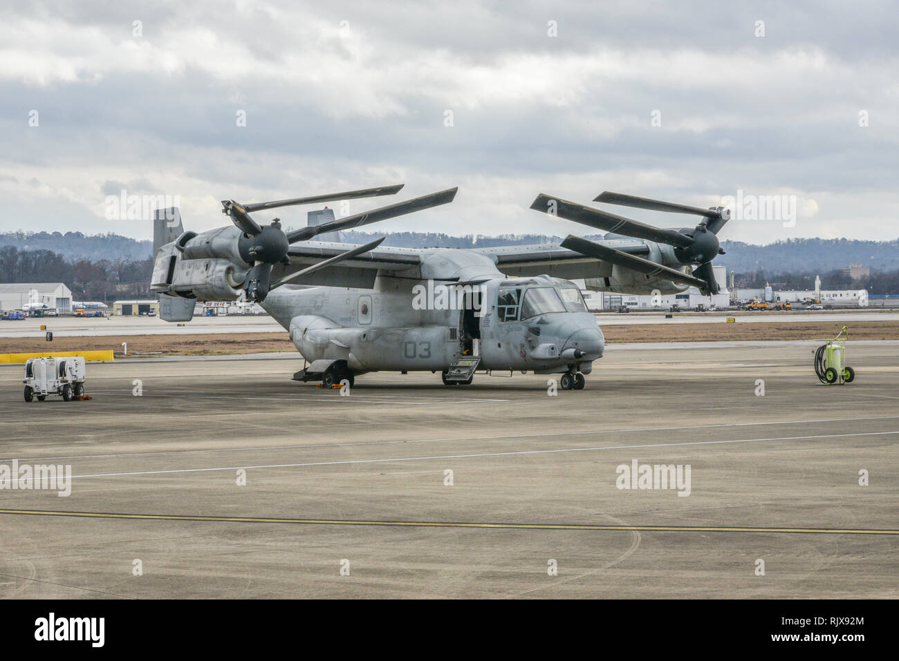 MV-22B Osprey from the US Marine Corps Marine Medium Tiltrotor Squadron ...