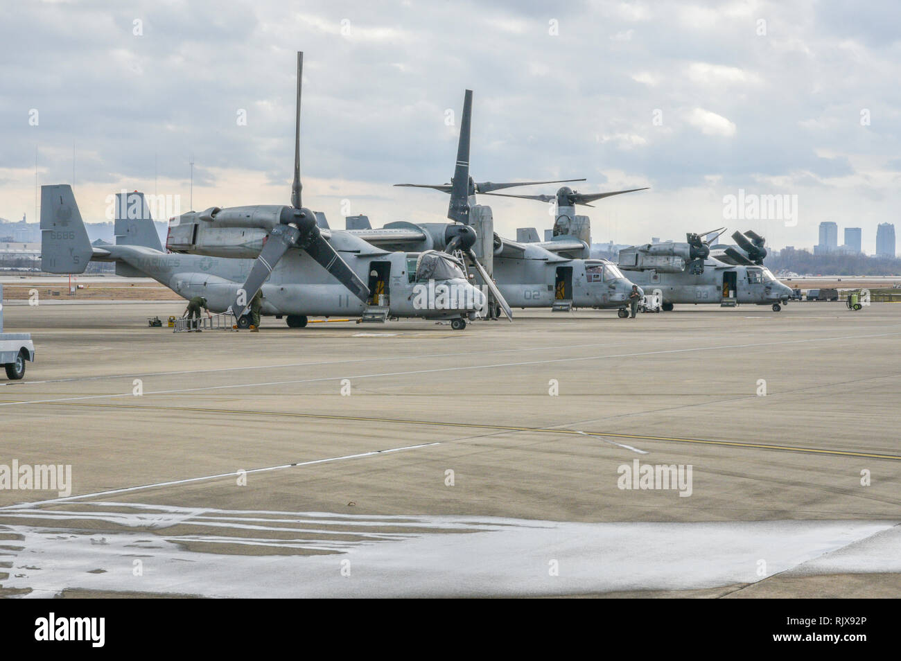 MV-22B Osprey from the US Marine Corps Marine Medium Tiltrotor Squadron ...