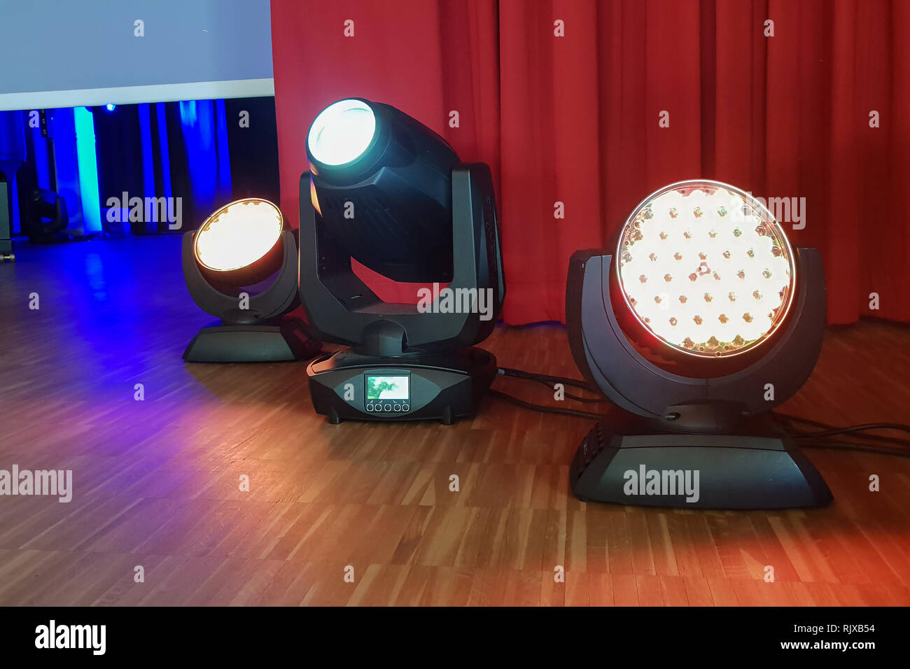 Modern searchlights hi-res stock photography and images - Alamy