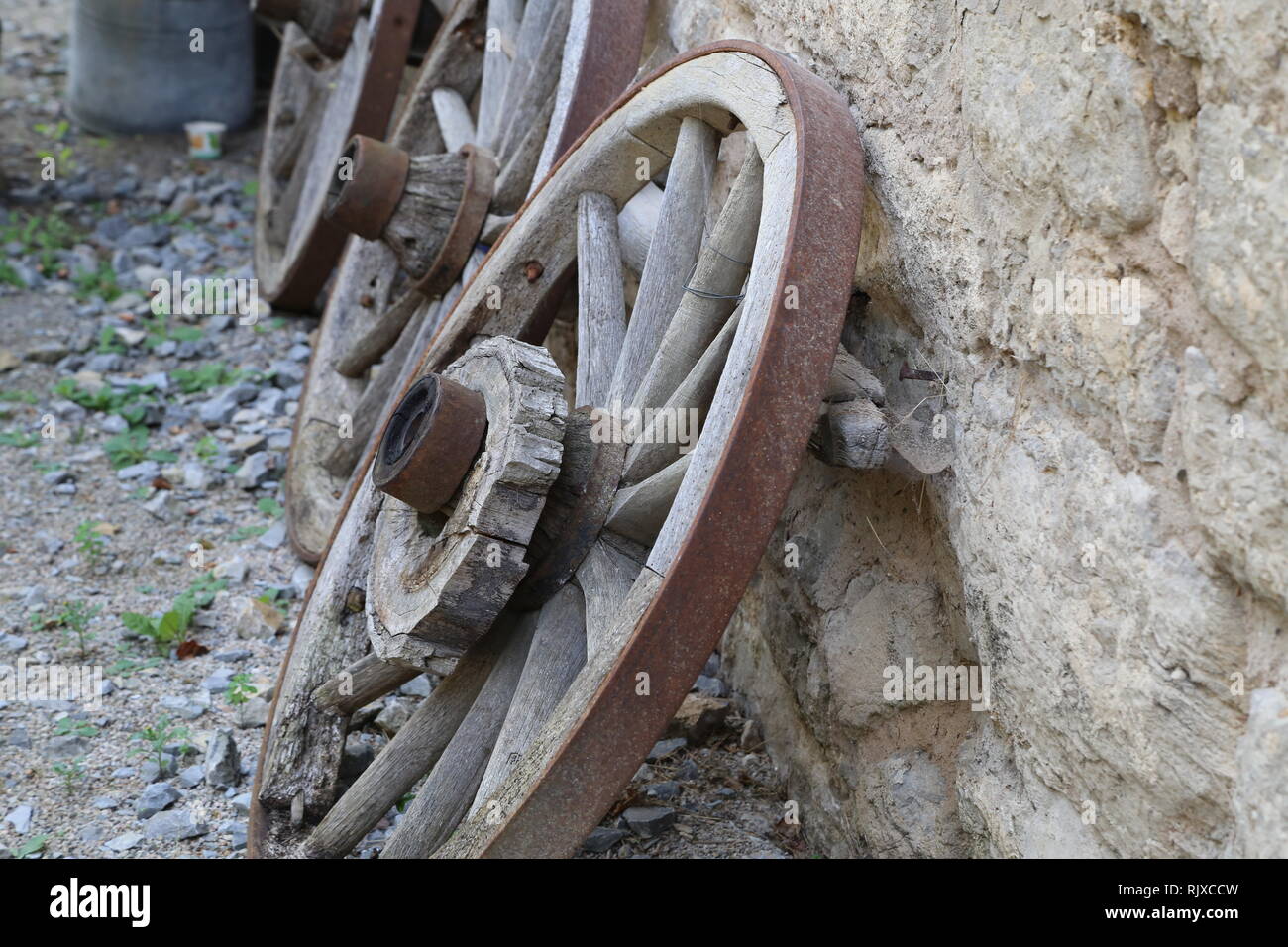 Old wheels / Old wheels from the cart Stock Photo - Alamy